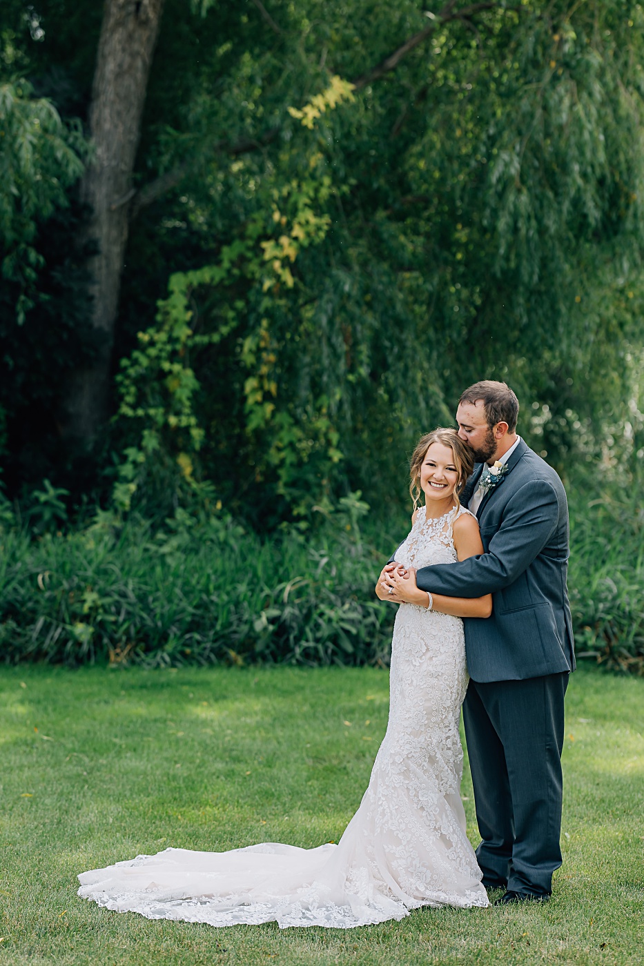 Rustic, Barn at Dunvilla Wedding | Shayla & Bryan - amberlangerud.com